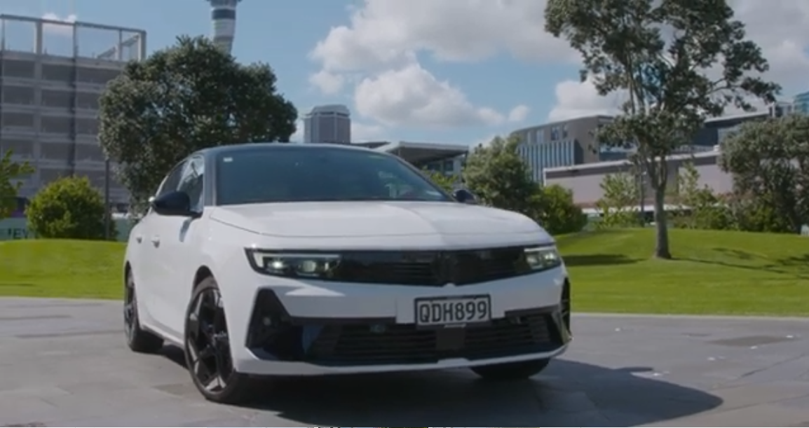 We video review the 2023 Opel Astra GSe | Car Tests